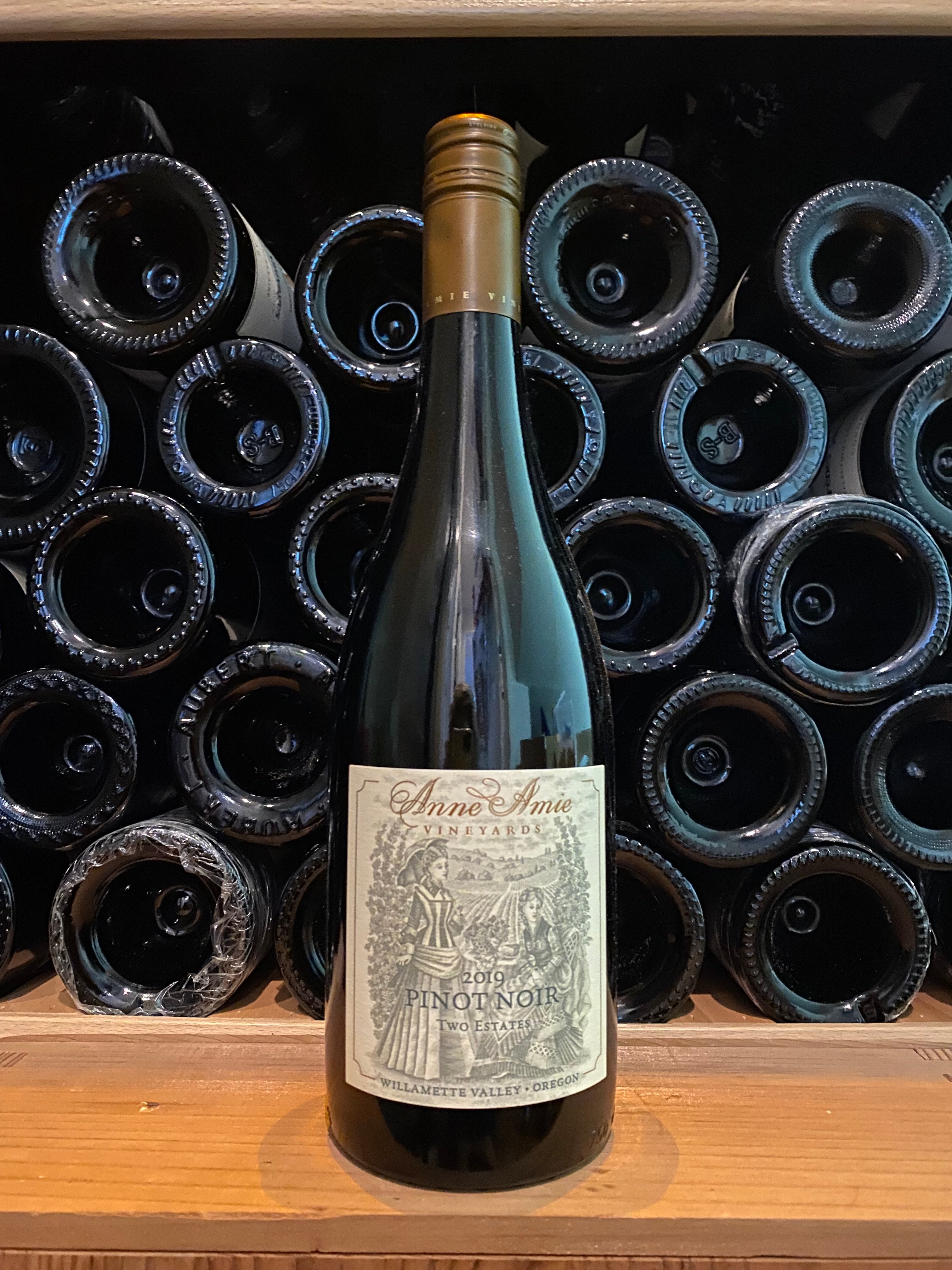 Anne Amie Vineyards Two Estates Pinot Noir 2021 - Spiro Wines